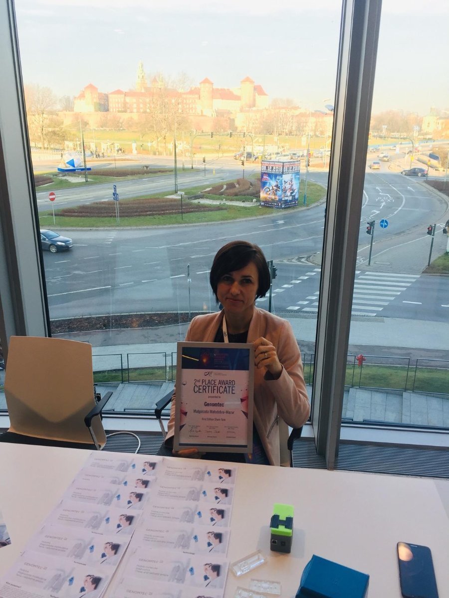 2nd place in Shark Tank for Genomtec - Genomtec